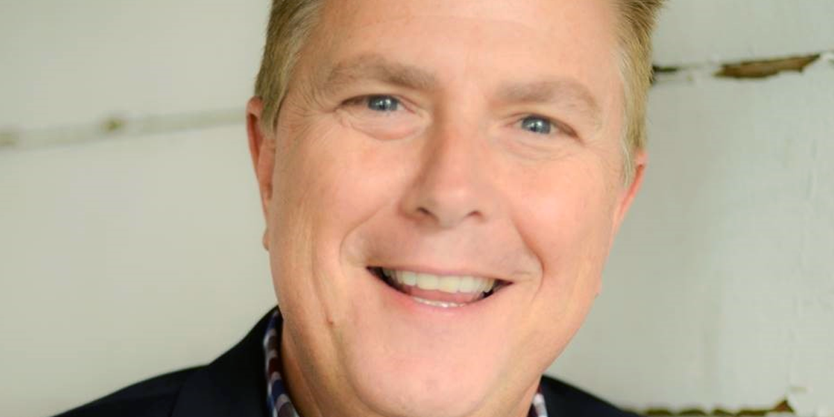 Scott Dawson stresses evangelist background, outsider status