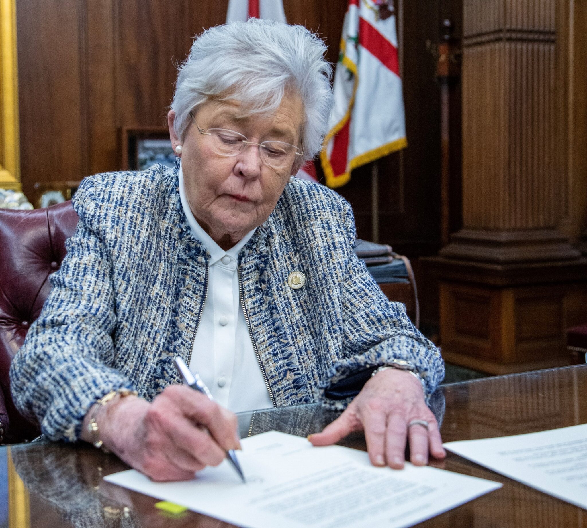 Kay Ivey signs four executive orders to address education crisis
